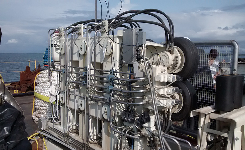 Cables Submarinos: Estudios de Ruta y Enterramiento - Geomares